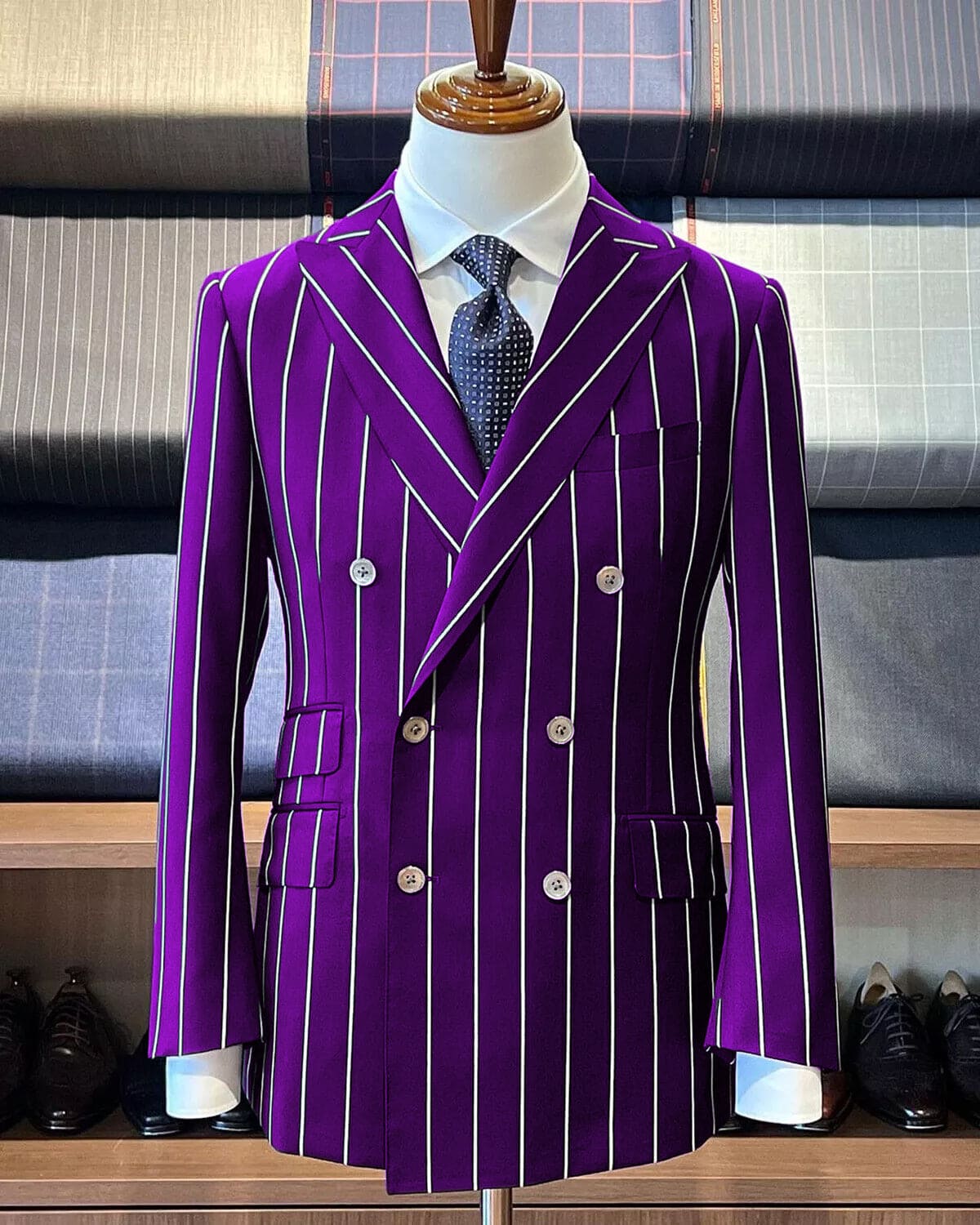Mafia Outfit - Mobster Outfit - Italian costume Purple Pinstripe Suit ...
